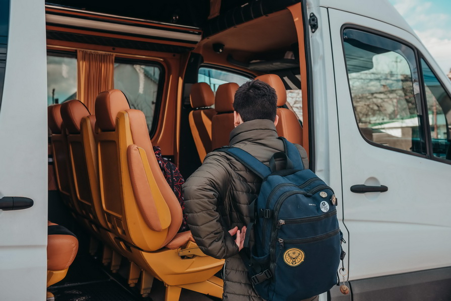Călătorește în Europa cu o firma de transport persoane | e-Iasi.ro